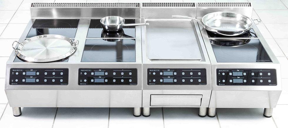 Distributor event shows off induction cookware