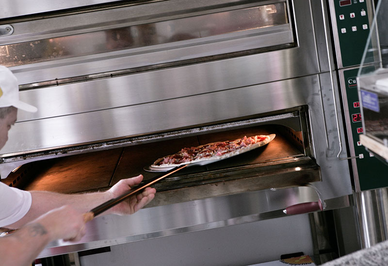 Linda Lewis - Paddles Further Into Pizza-Making Accessories