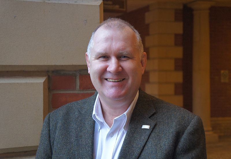 Simon Frost heads to Hoshizaki