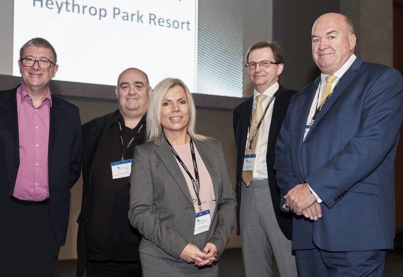 Cedabond's ruby revelry