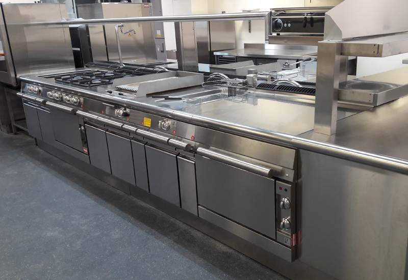 Aggora Lockhart commissions largest new Baron Queen suite in the UK