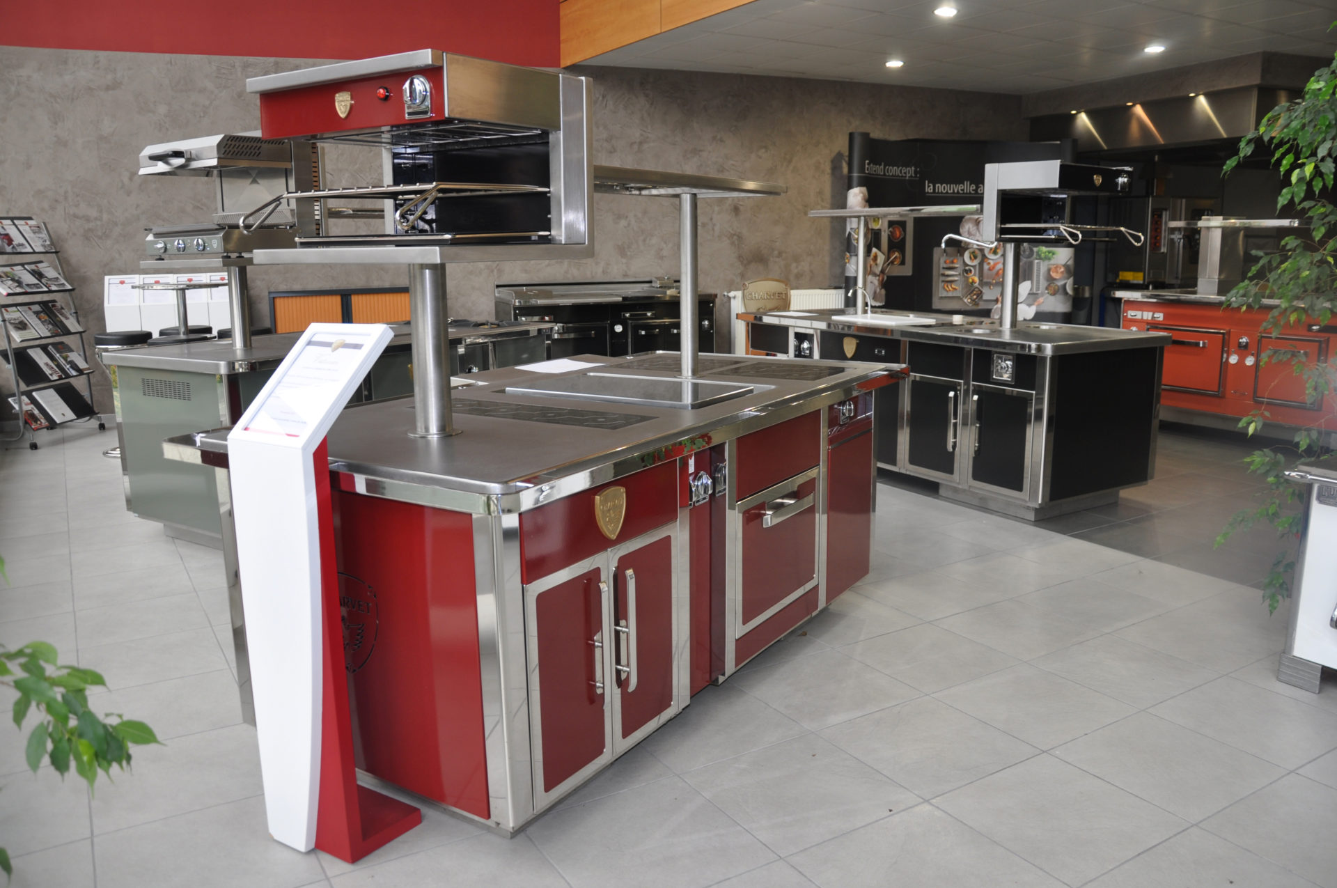 Meet your 100 Greats: Equipment, part 5