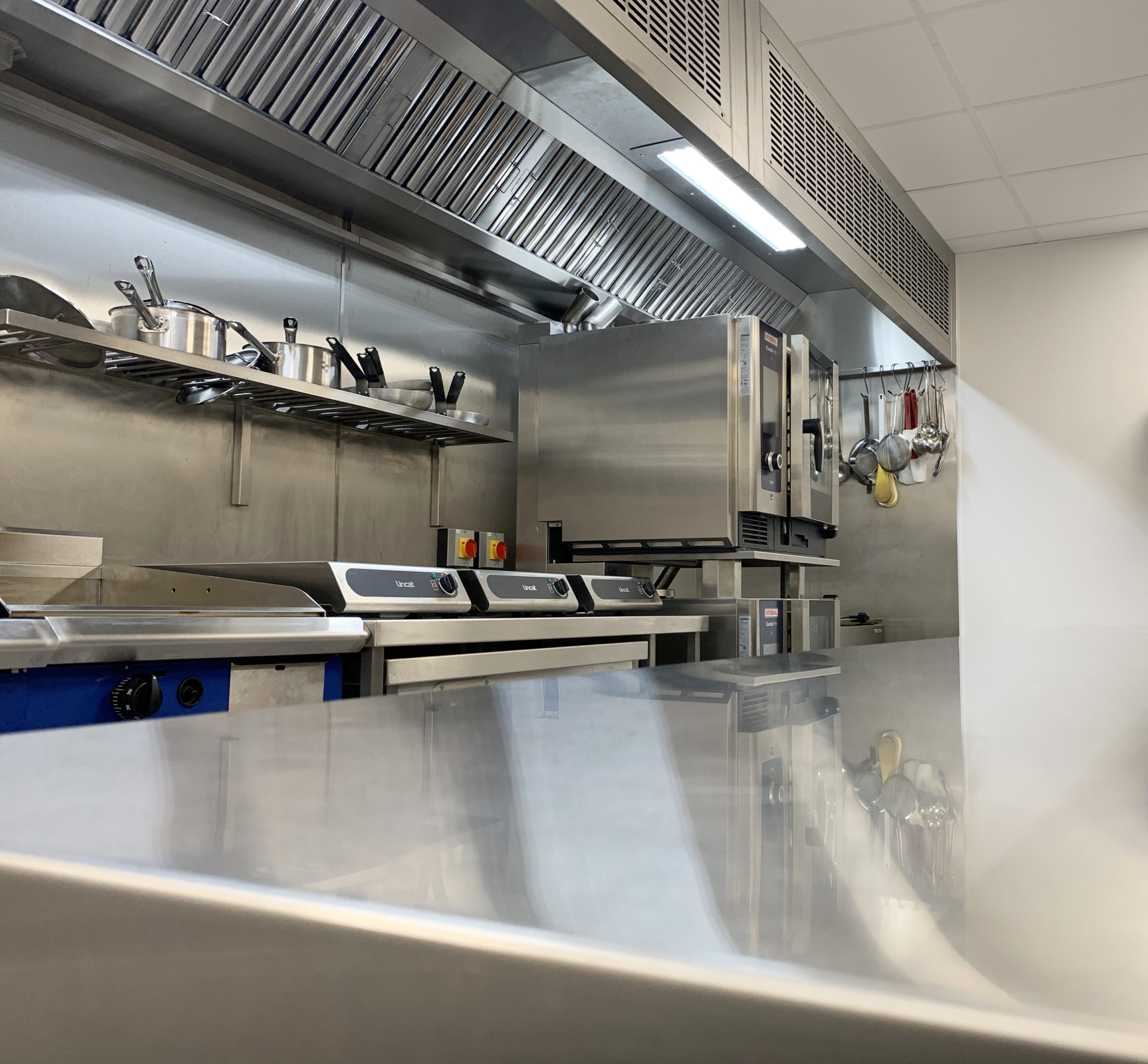 Chiller Box cooks up a storm for staff dining project