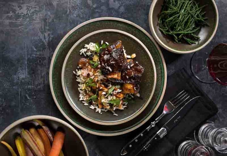 Utopia unveils diverse tableware collections