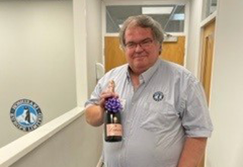 Hoshizaki UK service manager commended for reaching major milestone