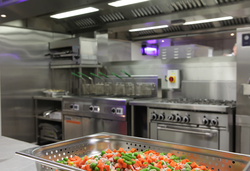 Catering professionals sought for UK prison kitchen roles