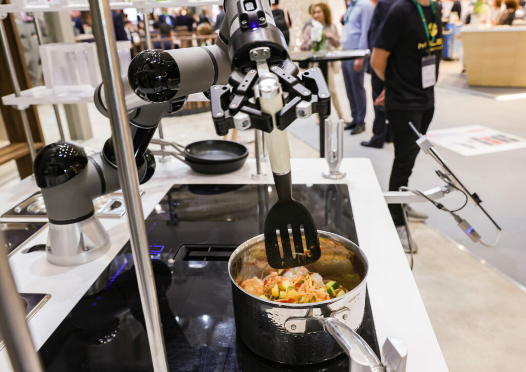 UK firm gains traction with commercial cooking robot