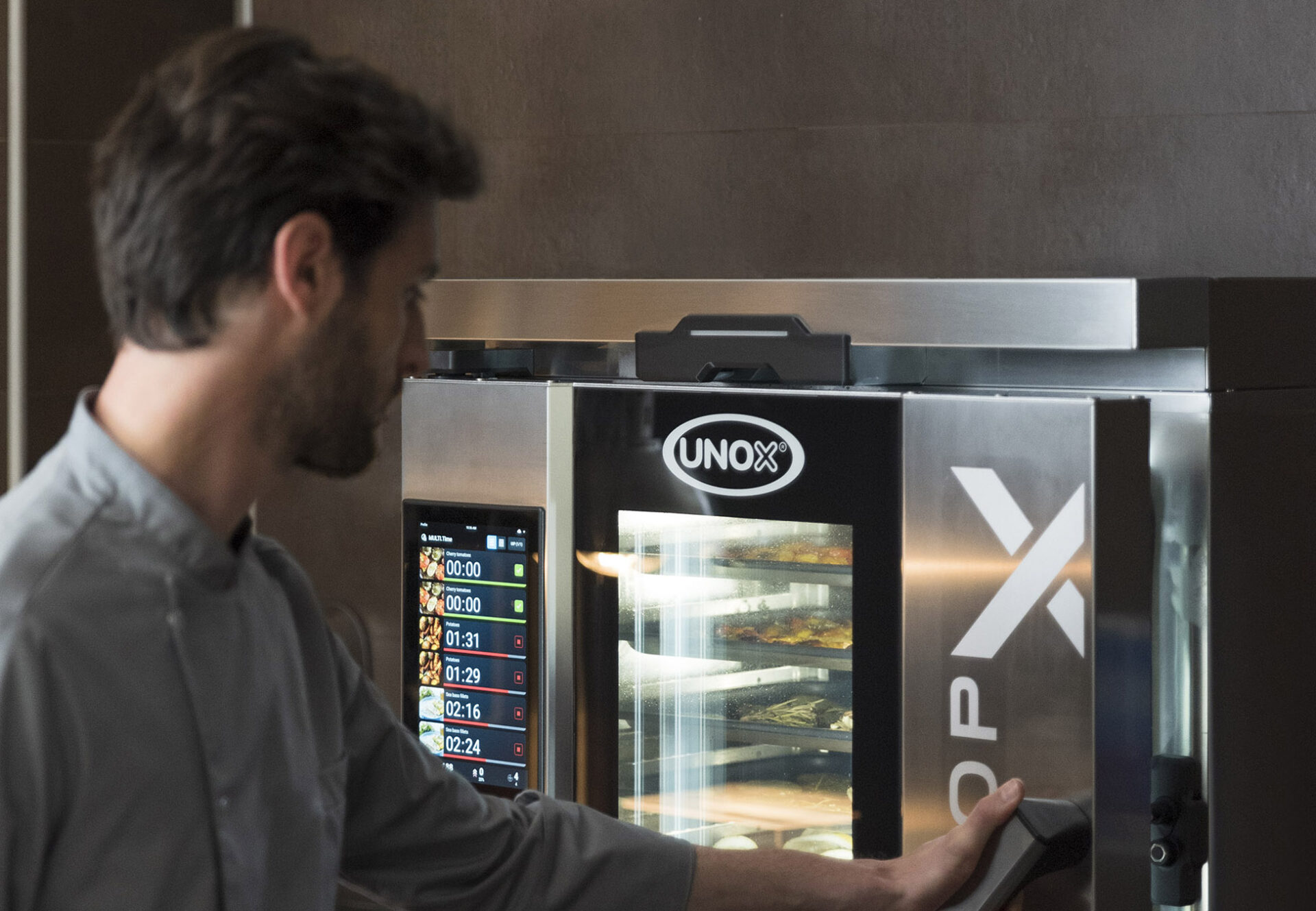Unox unveils voice-controlled oven series