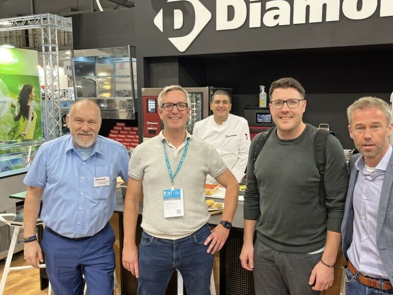 Diamond dazzles with exclusive Blue Badger import arrangement