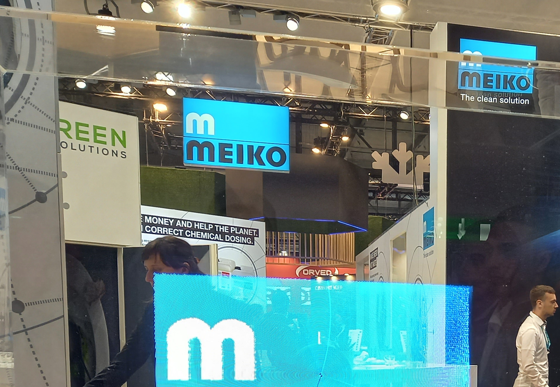 Meiko to roll out slimline potwasher