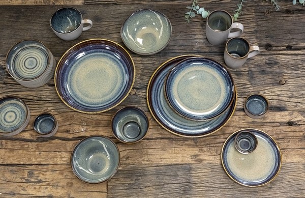 Lockhart unveils new Artisan tableware collection