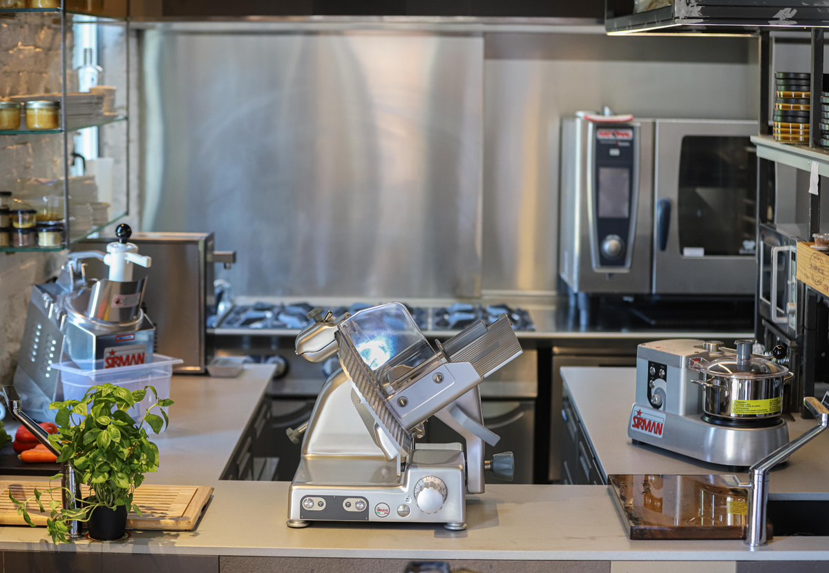 READY FOR SERVICE: High-flying food prep kit to keep kitchen costs down