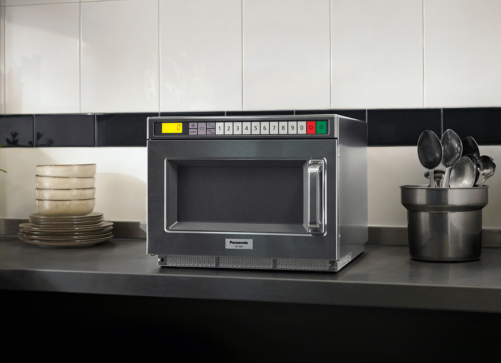 Panasonic adds new inverter microwave to Professional Kitchen portfolio