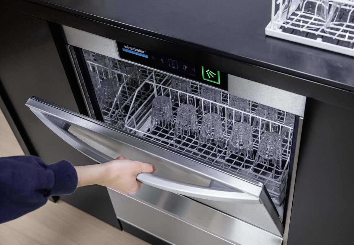 Winterhalter's warewash configurator puts spotlight on large volume ...