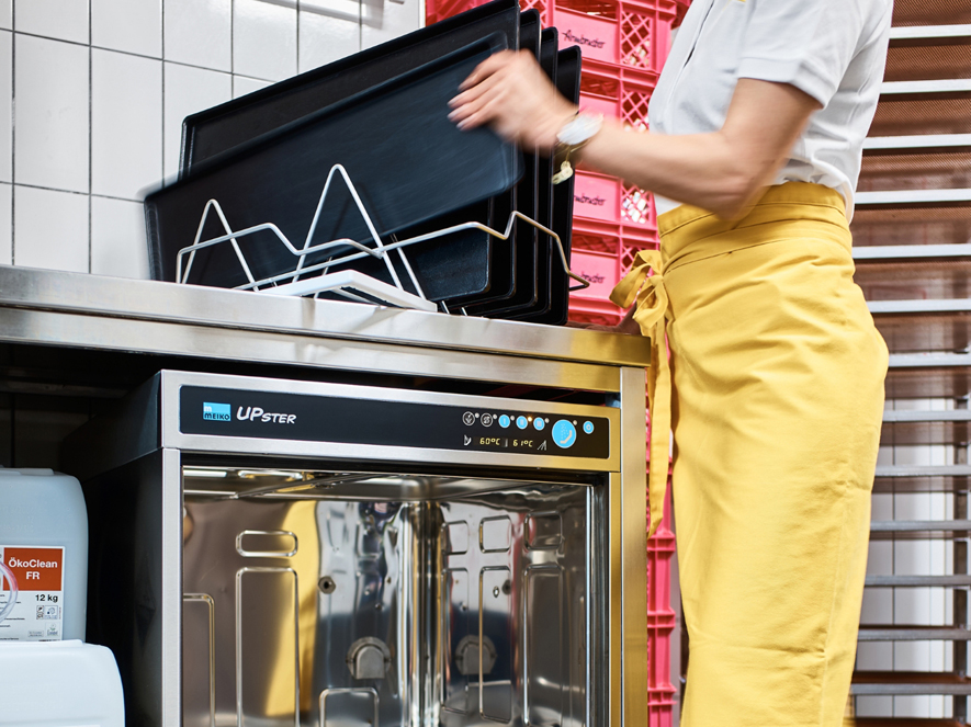 Meiko makes waves with new undercounter and pot washer