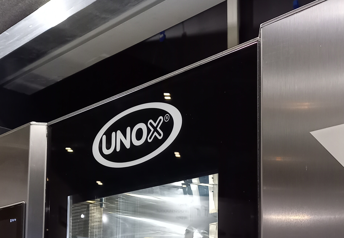 Unox eyes up food-to-go and convenience markets with new speed cooking ...